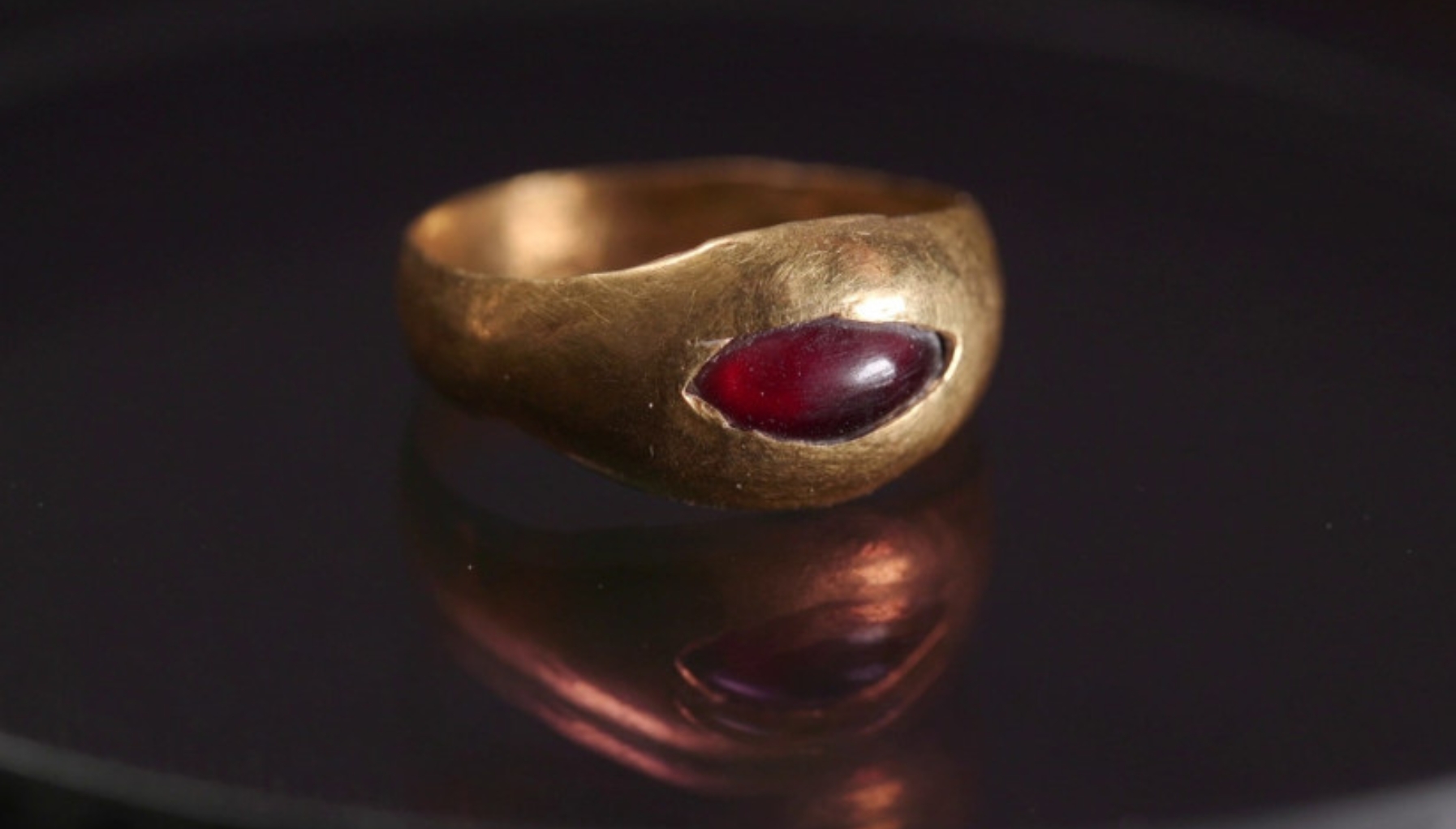 Ancient Gold Ring Unearthed in City of David Sheds Light on Hellenistic ...
